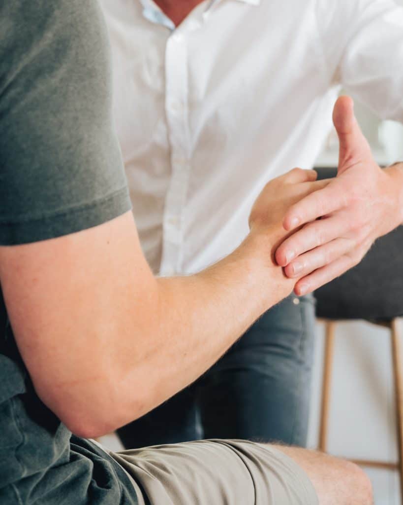 Shoulder Pain Physiotherapy - PRP Physio